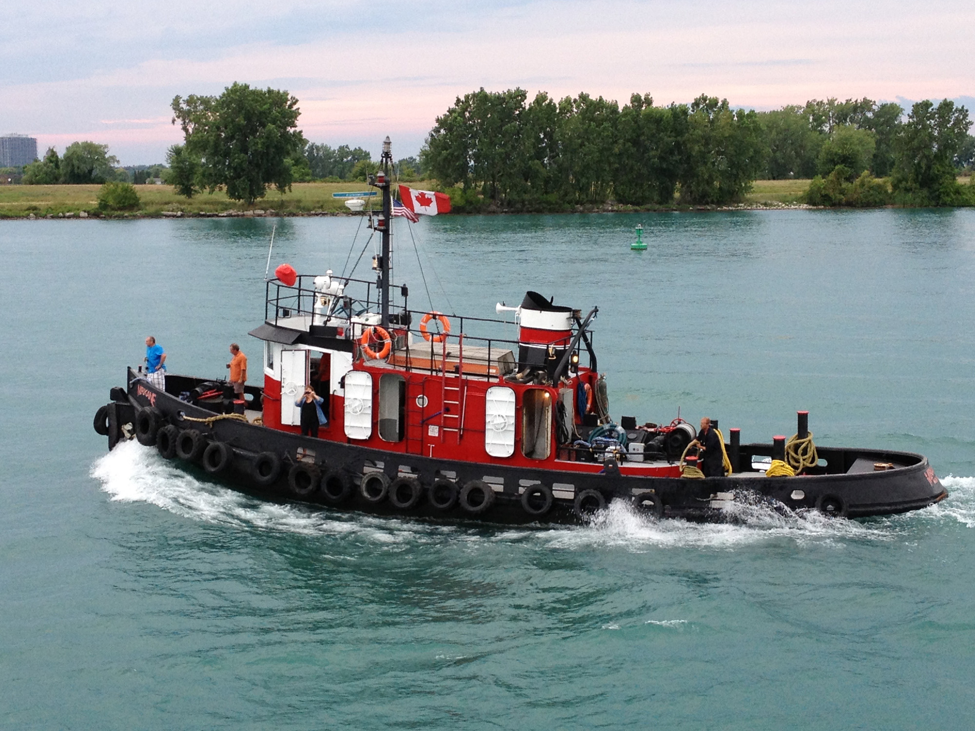 Tugs and Barges | Toronto Tug & Transport